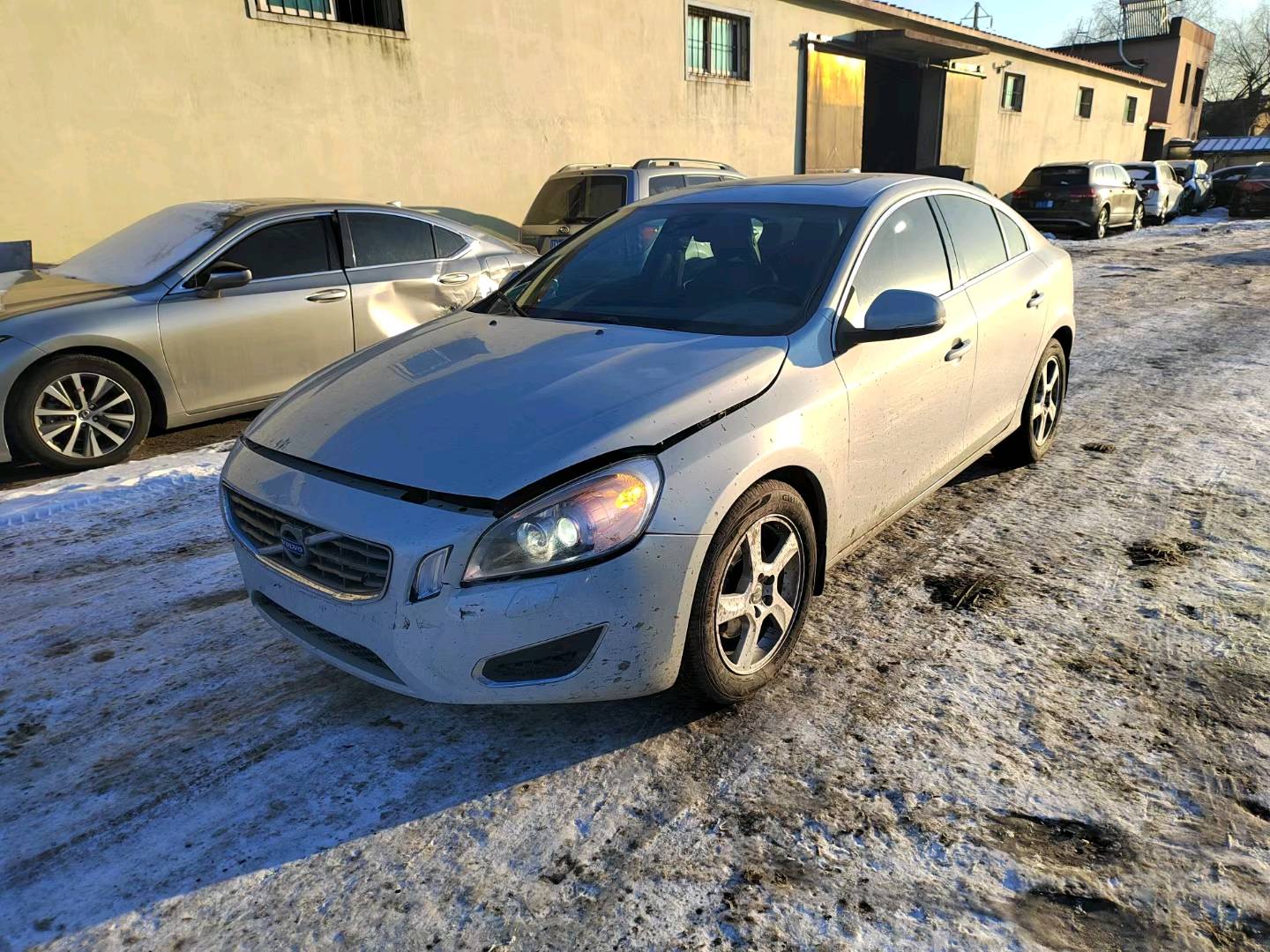 13年沃尔沃S60L_事故车车源图片|价格信息_事故车出售网